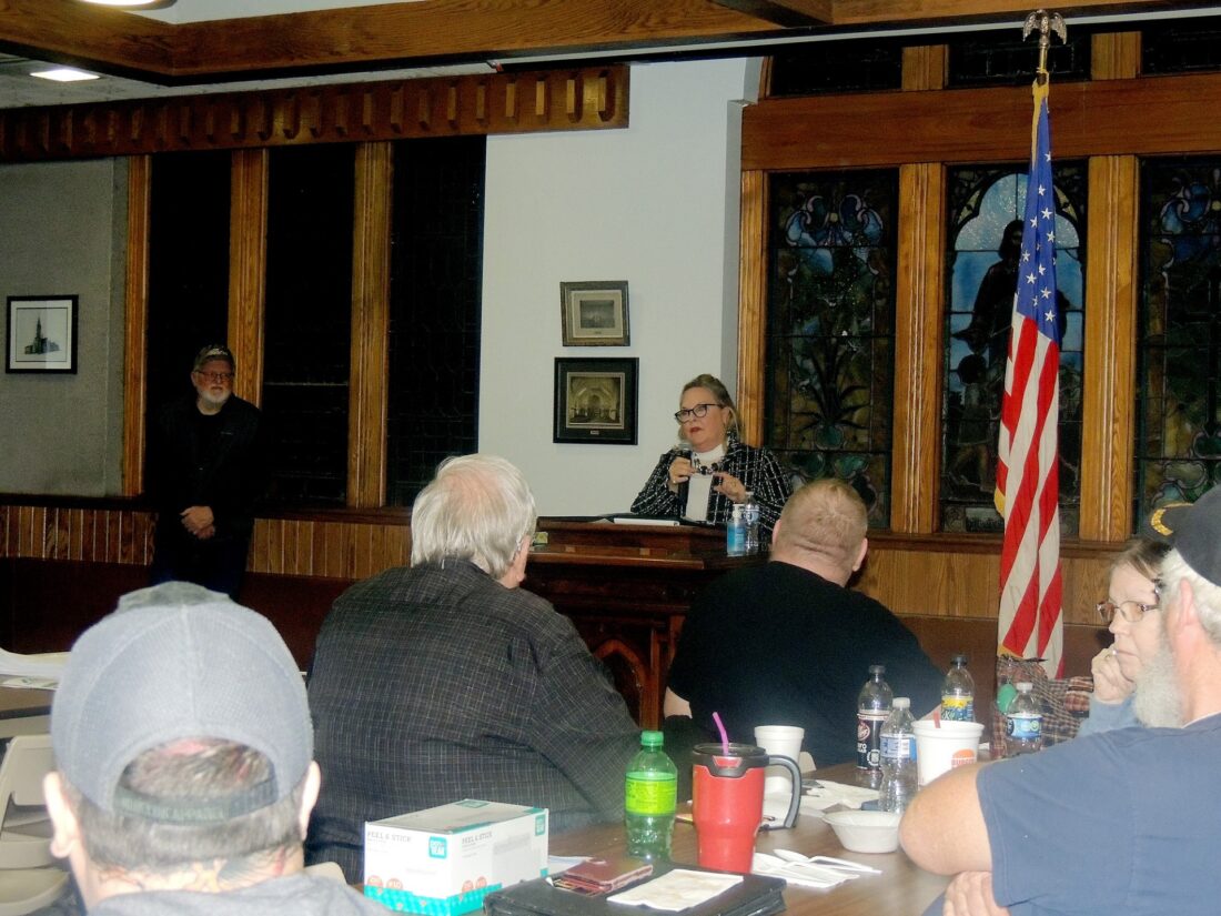 Sen. Ward speaks to MC veterans | News, Sports, Jobs - The Sentinel